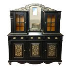 Bekijk Buffetkast In Zwart Met Goud Oosterse Patronen~Wandkast op Reliving