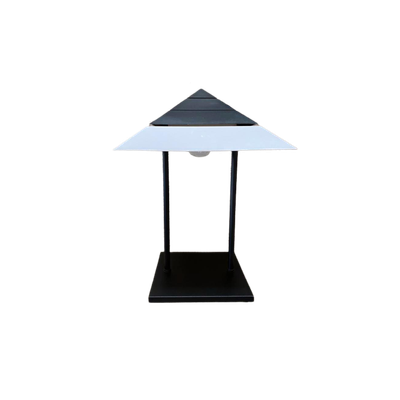 Post Modern Piramide Lamp Van Vlieland | Lamp | Reliving
