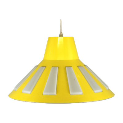 Prachtige Gele Plastic Space Age Ufo Lamp - Massive - Belgian Design ...