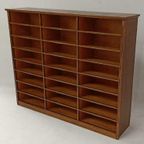 Bekijk Vintage Houten Postsorteer Postvakjes Kast Wandmeubel op Reliving