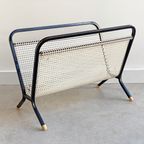 Bekijk Vintage Geperforeerd Metalen Tijdschriftenrek / Krantenmand ...