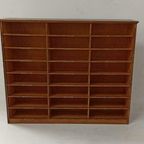 Bekijk Vintage Houten Postsorteer Postvakjes Kast Wandmeubel op Reliving