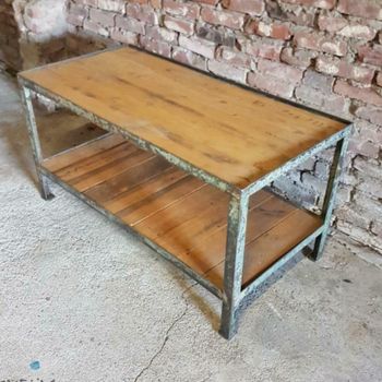Industriële Sidetable Of Tv Meubel , Stalen Frame Met Hout | Salontafel ...